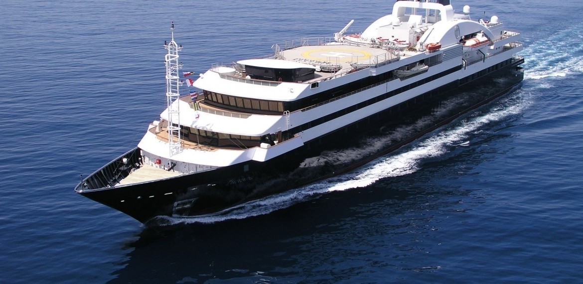 Yacht TURAMA, Luxury yacht | CHARTERWORLD Luxury Superyacht Charters